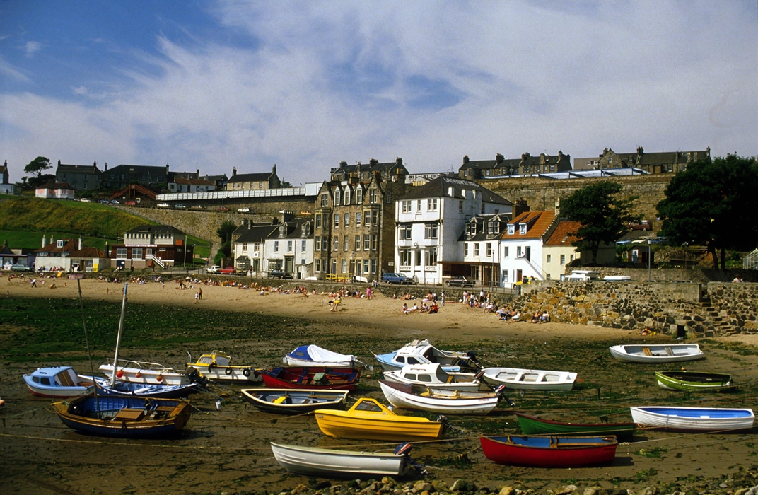 Kinghorn Visitor Guide - Accommodation, Things To Do & More | VisitScotland