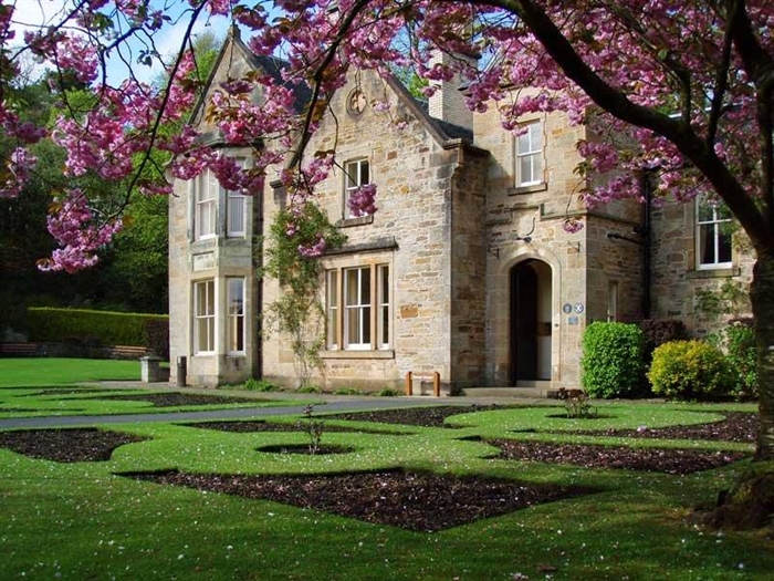 Dean Castle Country Park, Kilmarnock – Castles | VisitScotland