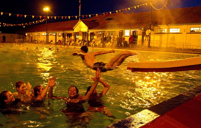 Stonehaven Heated Open Air Swimming Pool | VisitScotland