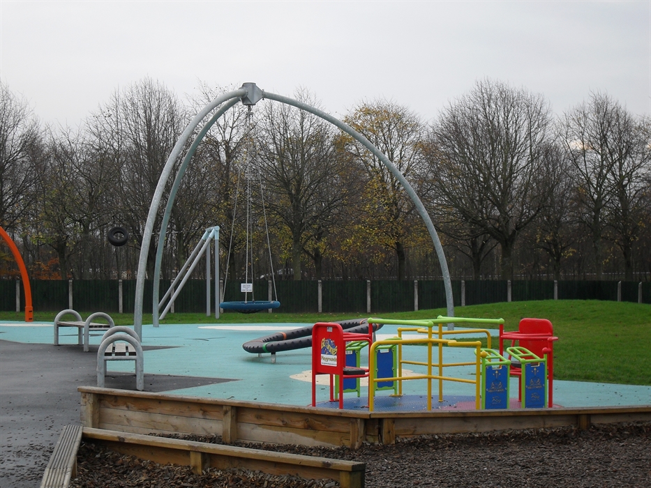 Eglinton Country Park, Irvine – Parks | VisitScotland